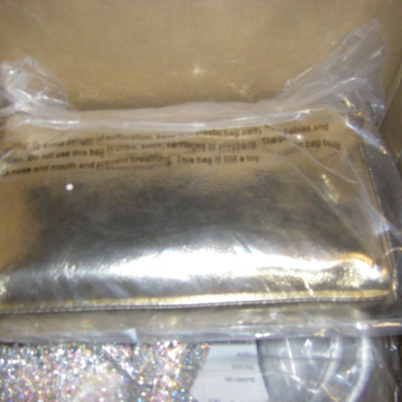 Betsey Johnson | Bags | Betsey Johnson Kitsch Little Glow Peep Shoulder ...